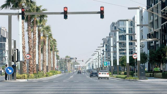 Sécurité routière : 50,000 AED d’amende pour un feu rouge et de ...