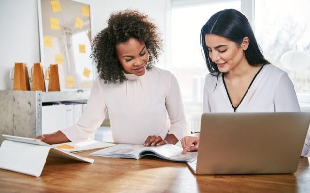 4 raisons d'utiliser une brochure pour votre entreprise